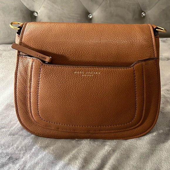 Marc Jacobs | Bags | Marc Jacobs Empire City Leather Messenger Bag ...